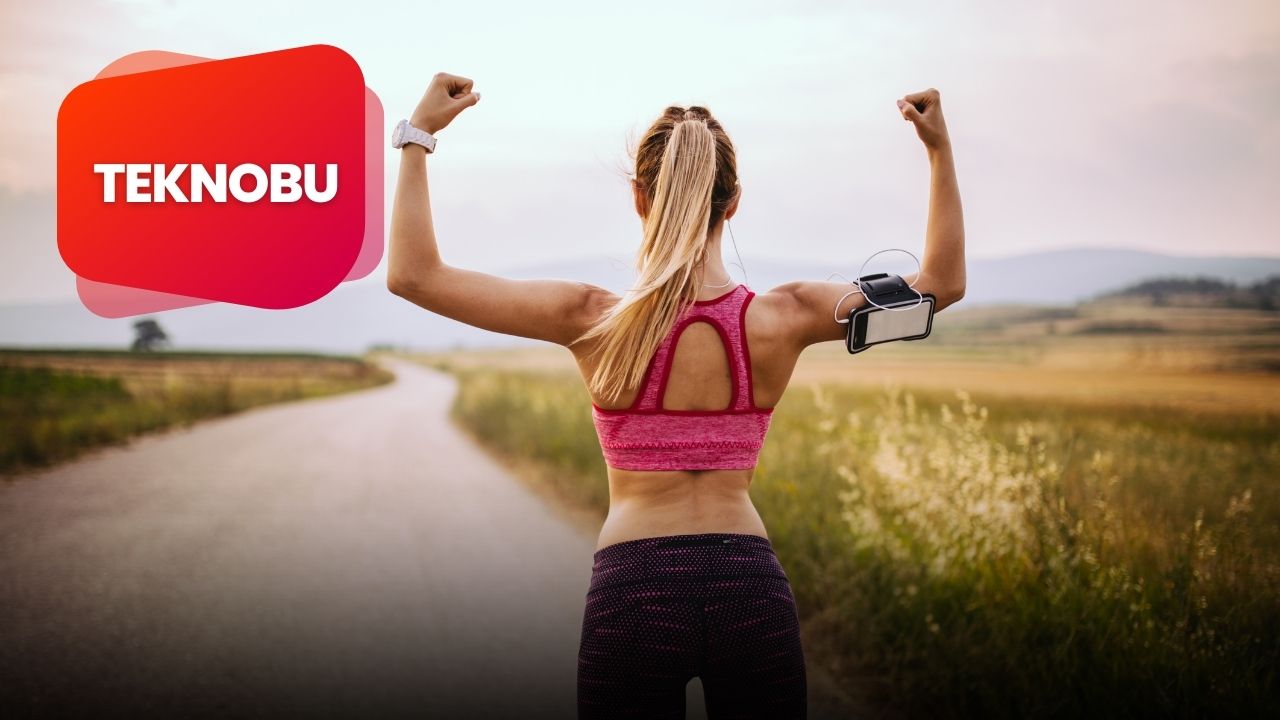 Kadınlar Neden Dekolteli Giyinir? (2023)